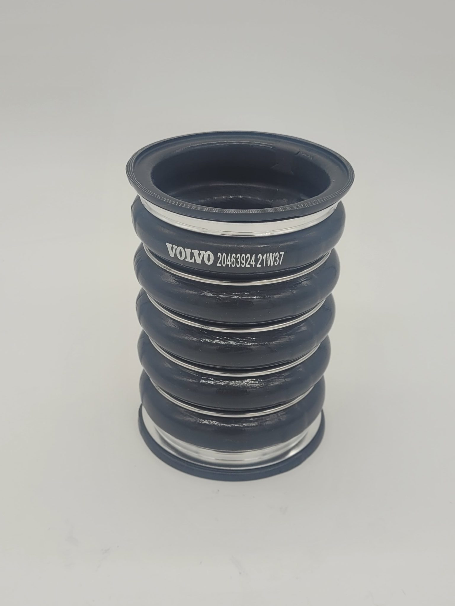 22195462 NEW COOLANT PUMP COVER - Hudson County Motors is a heavy truck ...