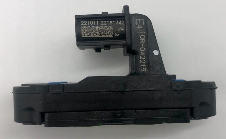 22181342 NEW PRESSURE SENSOR - Hudson County Motors is a heavy truck ...