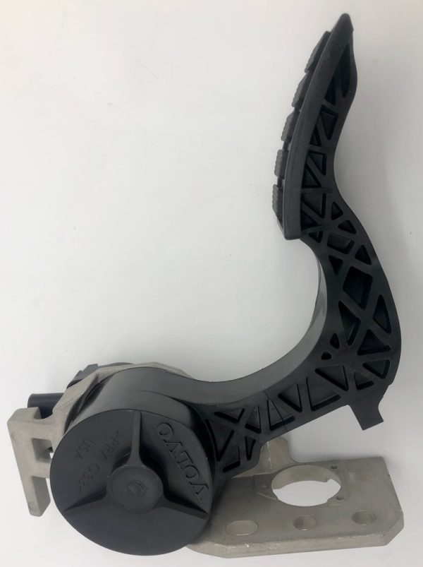 23897055 NEW ACCELARATOR PEDAL - Hudson County Motors is a heavy truck ...