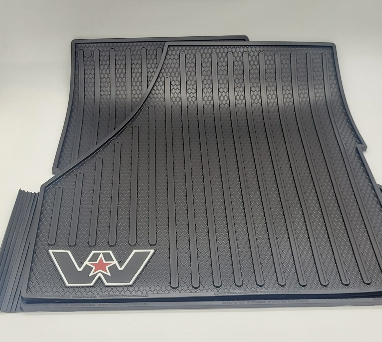 WWS/49XFM NEW FLOOR MAT SET - Hudson County Motors is a heavy truck ...