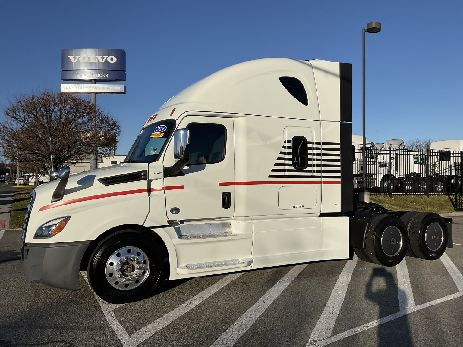 2019 FREIGHTLINER CASCADIA 126 - Hudson County Motors is a heavy truck ...