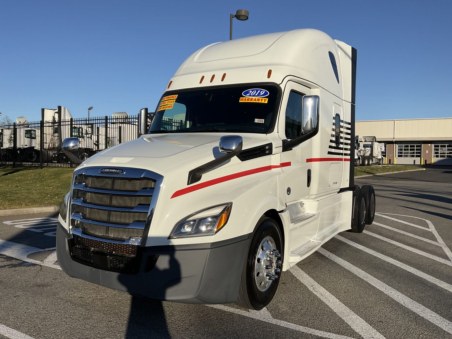 2019 FREIGHTLINER CASCADIA 126 - Hudson County Motors is a heavy truck ...