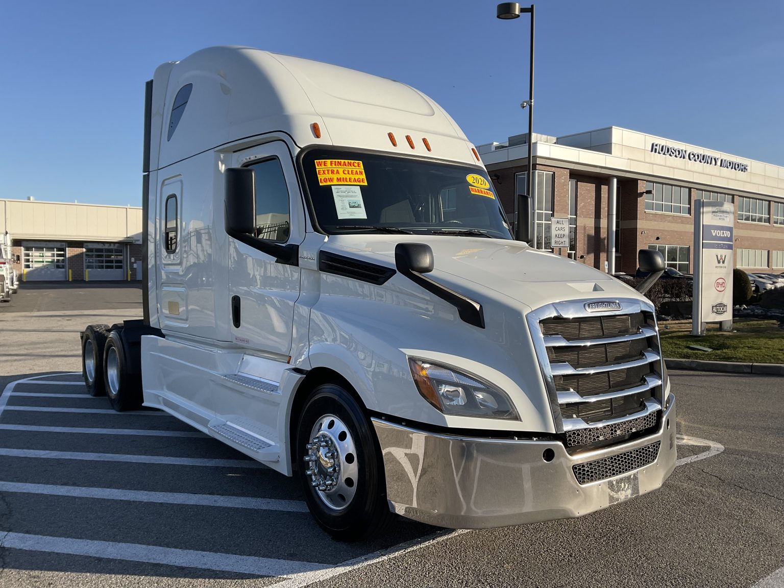 2020 FREIGHTLINER CASCADIA 126 - Hudson County Motors is a heavy truck ...