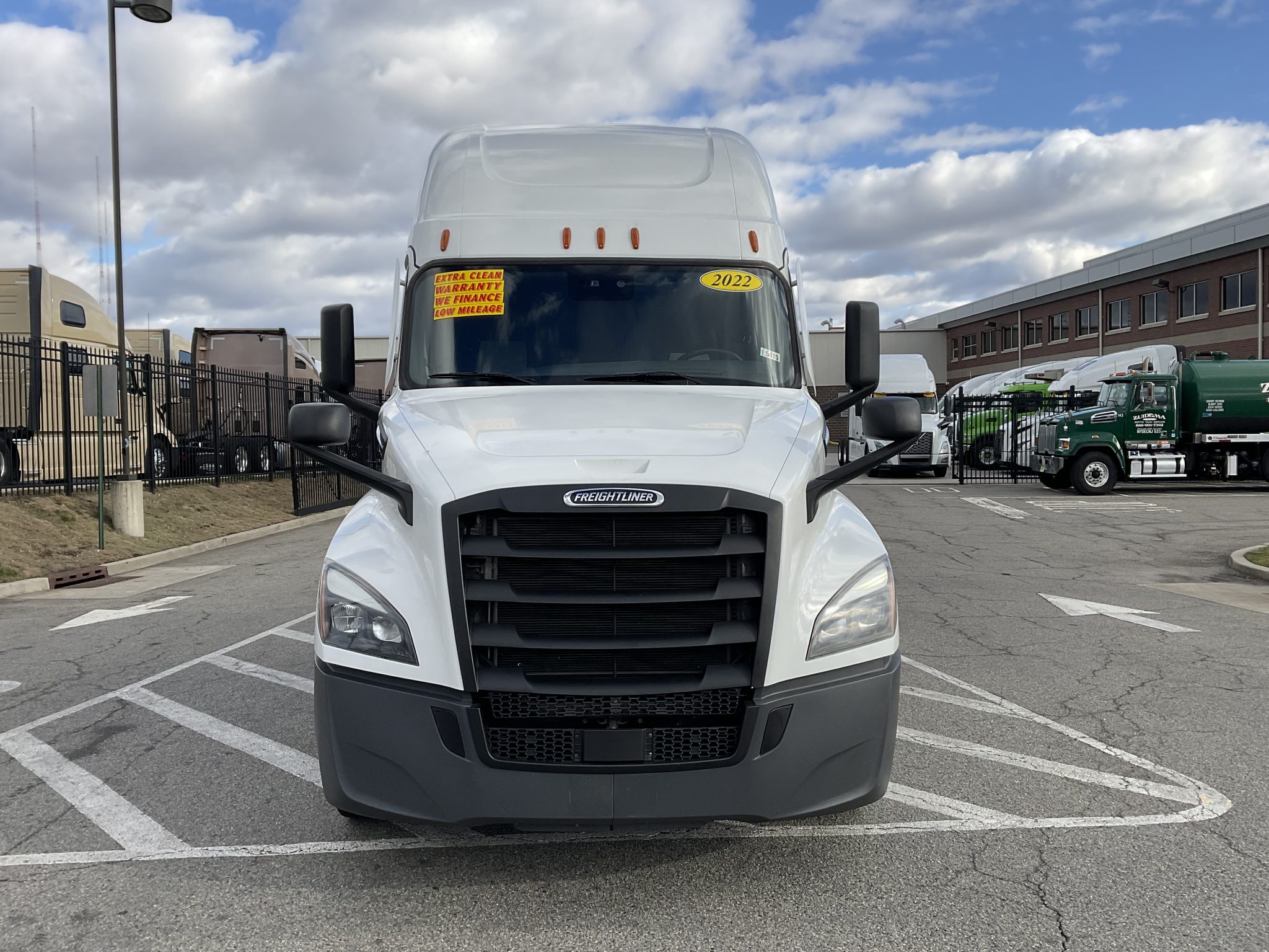 2022 FREIGHTLINER CASCADIA 126 - Hudson County Motors is a heavy truck ...