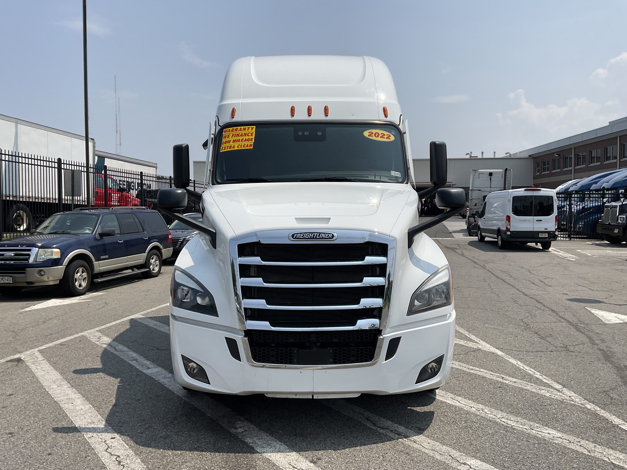 2022 FREIGHTLINER CASCADIA 126 - Hudson County Motors is a heavy truck ...